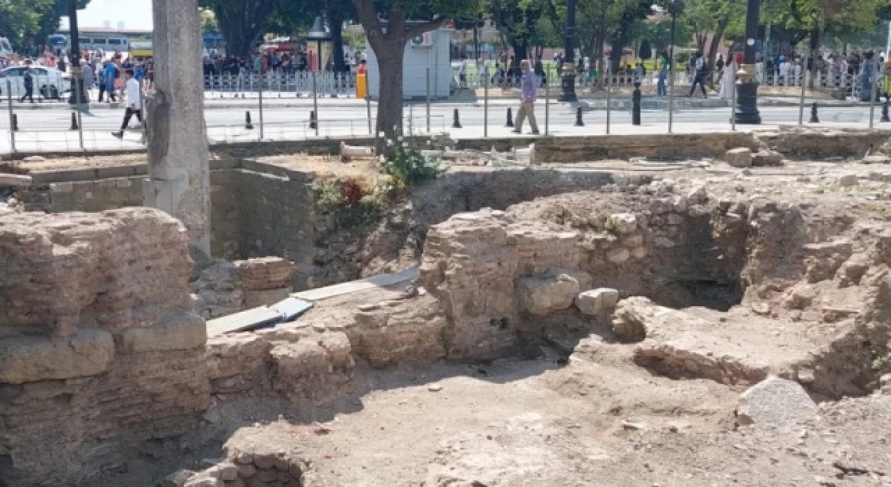 İstanbul Fatih’te tarihî keşif; arkeolojik kazılarda hem Osmanlı hem de ...