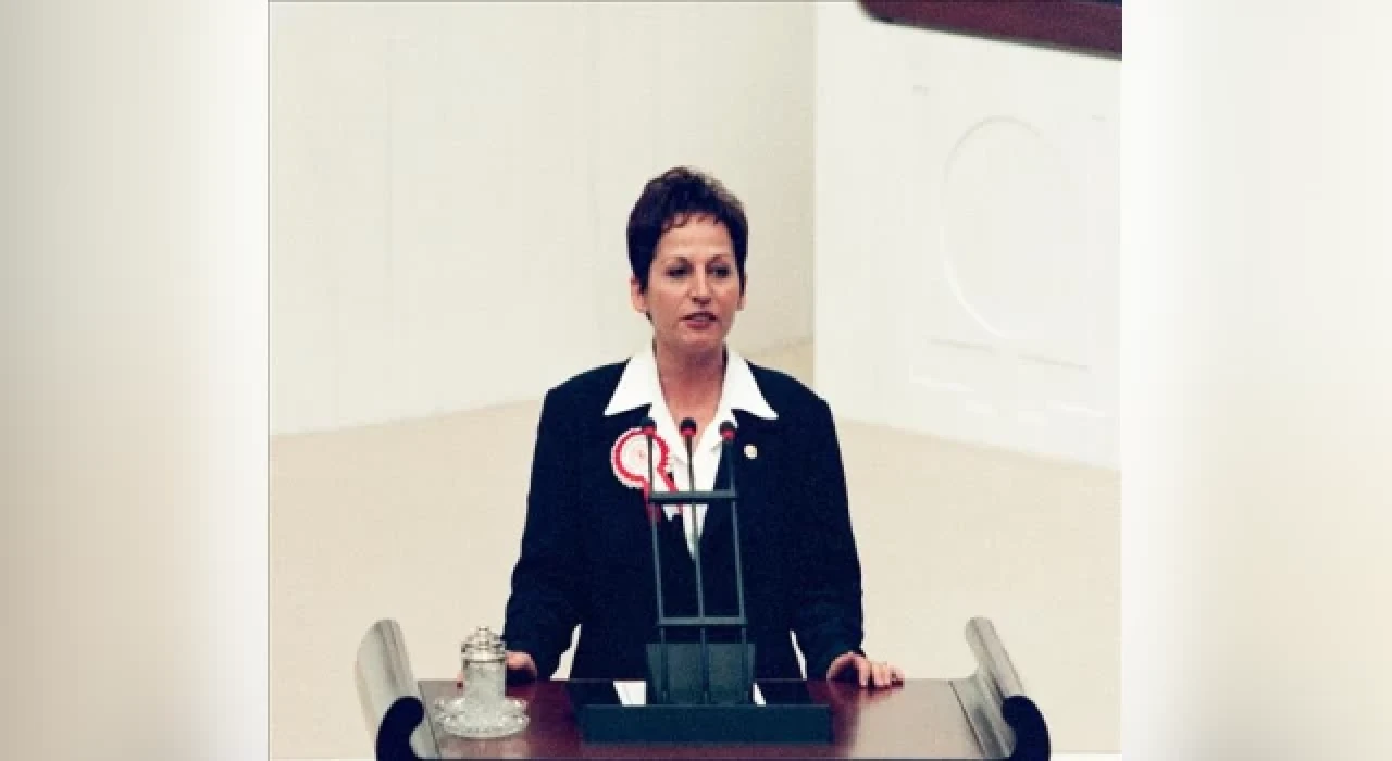 Melda Bayer Kimdir? - Muhalif - Son Dakika Haberleri - Gündem Haberleri ...